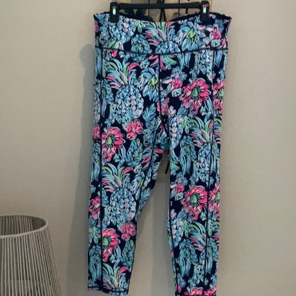 Lilly Pulitzer | Pants & Jumpsuits | Lilly Pulitzer Luxletic Weekender ...
